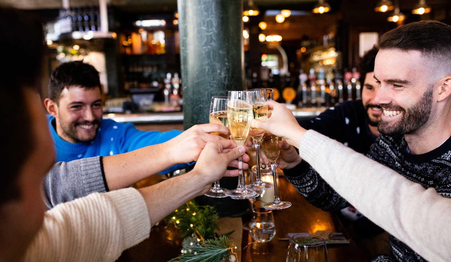 One Tun | A lively sports bar serving amazing pub food on Goodge Street