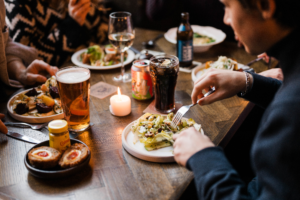 One Tun | A lively sports bar serving amazing pub food on Goodge Street